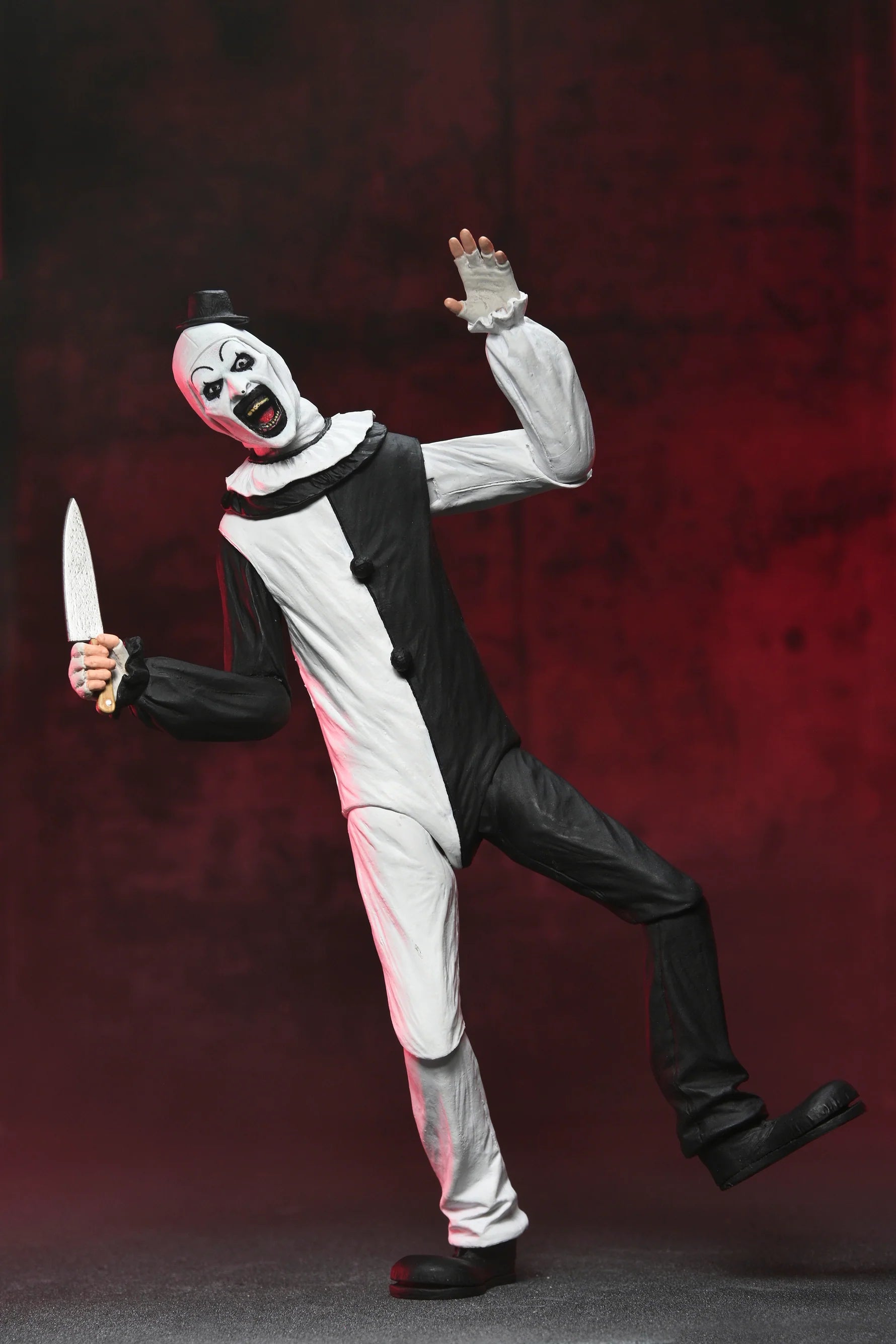 NECA - Terrifier - Ultimate Art the Clown 7" Scale Action Figure ...